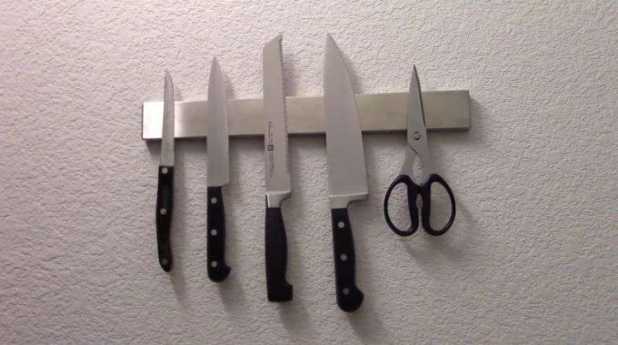 Different Ways To Use A Magnetic Strip | Chas' Crazy Creations