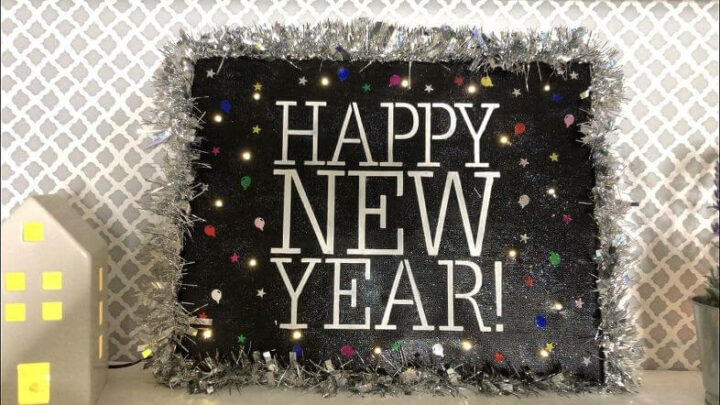 Deco Mesh Light Up New Year Wreath - Chas' Crazy Creations