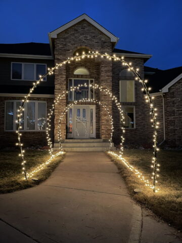 A Stunning and Easy Lighted Archway That's Customizable for Any ...