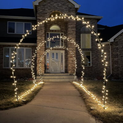 A Stunning and Easy Lighted Archway That's Customizable for Any ...