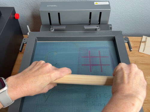 How Does Screen Printing Work: Beginners Guide - Chas' Crazy Creations