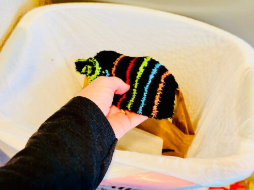 Over 20 Brilliant Ways to Reuse Old Socks (Don’t Toss Them Yet!) - Chas ...